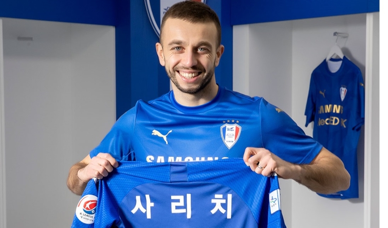 Vratio se u bivši klub: Elvis Sarić karijeru nastavlja u Suwonu