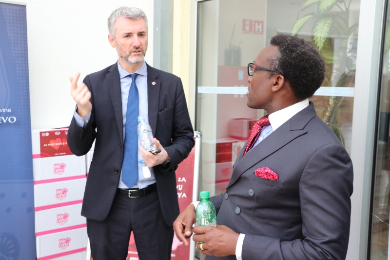 "Premijer konkretnih mjera" ispunio obećanje: Počela podjela ...