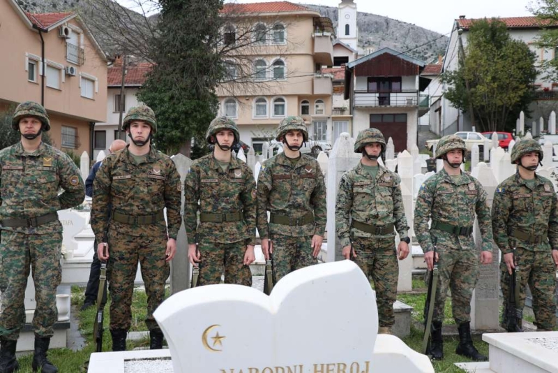 Ratni komandanat Armije RBiH i "Zlatni ljiljan" Esad Humo: Država još ...