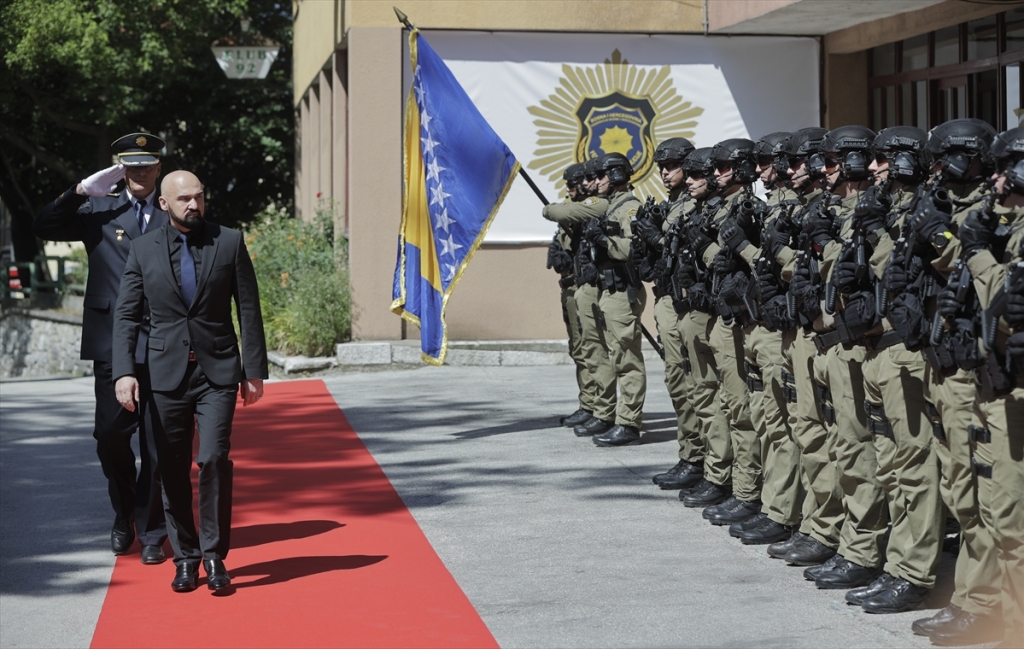 Obilježen Dan policije u Federaciji BiH; ministar Isak: Pred policijom ...
