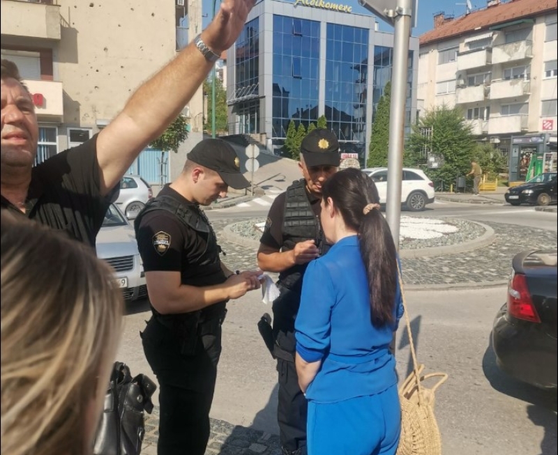 Policija u Gradačcu legitimisala na okupljanju zbog femicida: Pitali građane gdje su bili kada ...