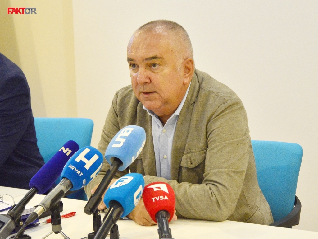 SBiH Sarajevo: Premijer UK kao Graditelj Bob i u funkciji iznajmljivača ...