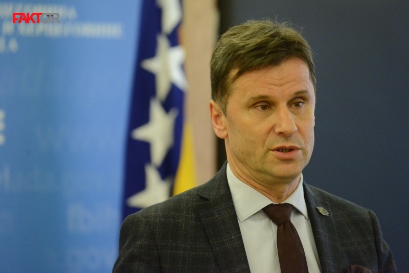 Novalić o budžetu: Za Konakovića je ovo viša matematika, on je učio ...