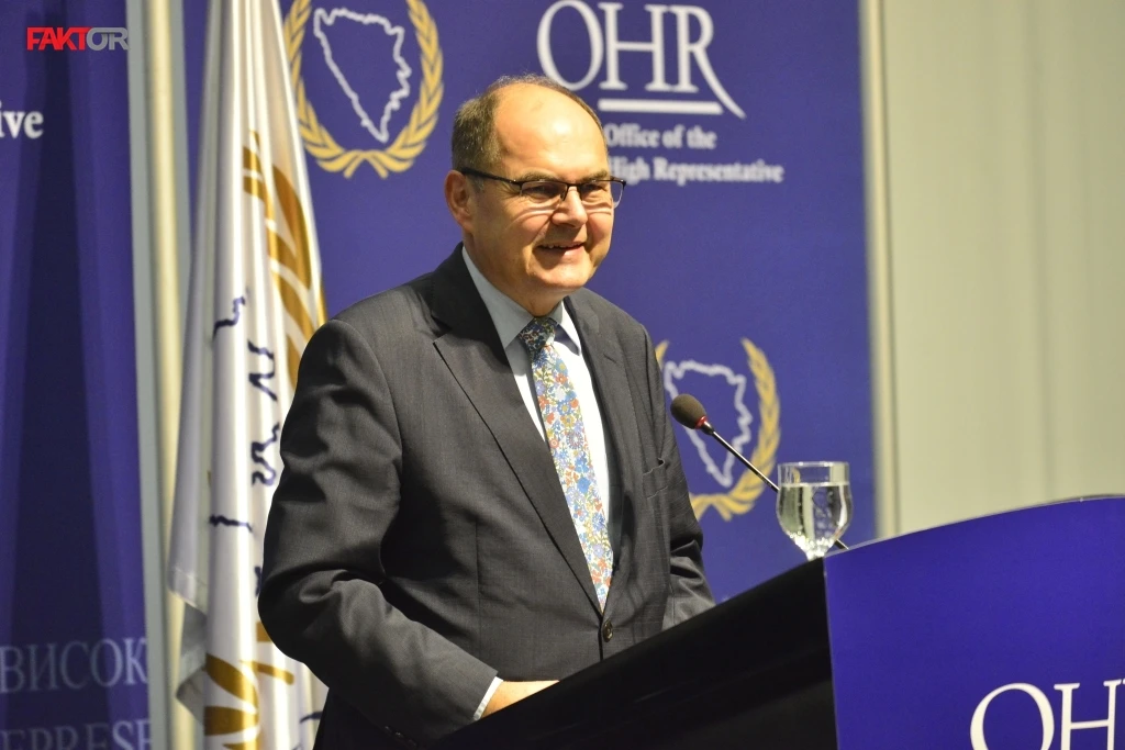 Schmidt se oglasio nakon imenovanja četvrtog sudije Ustavnog suda FBiH ...