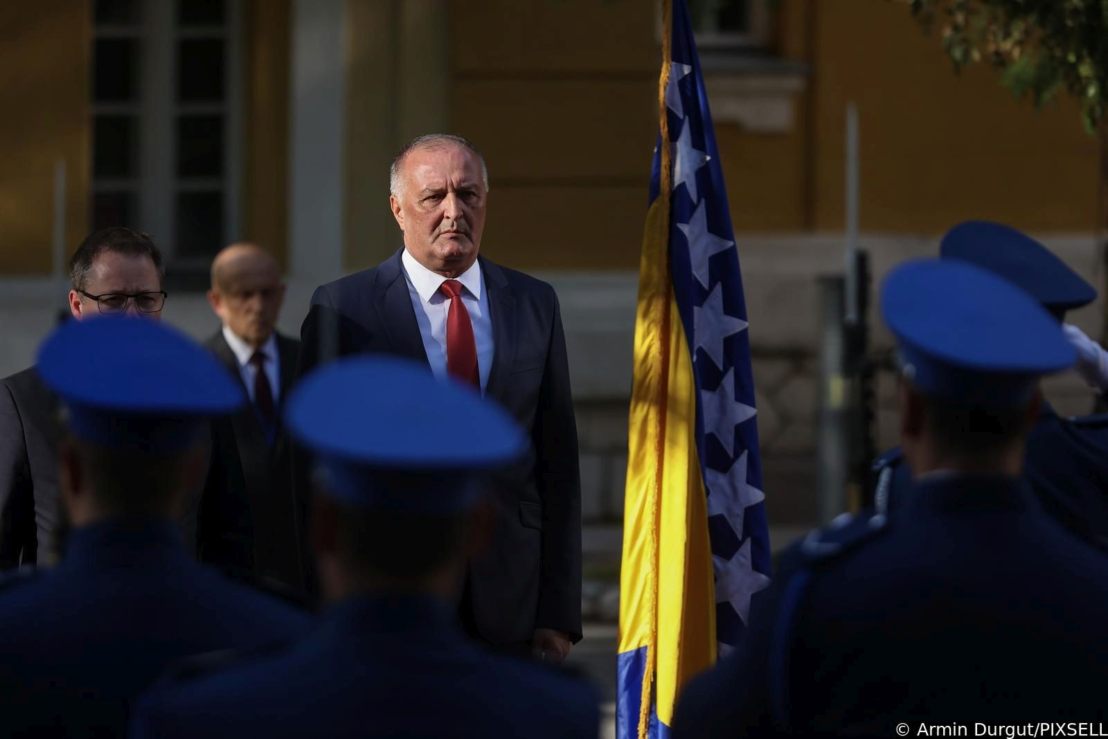 Helez o smanjenju budžeta Ministarstvu odbrane: Uložit ću amandmane. Ko ...