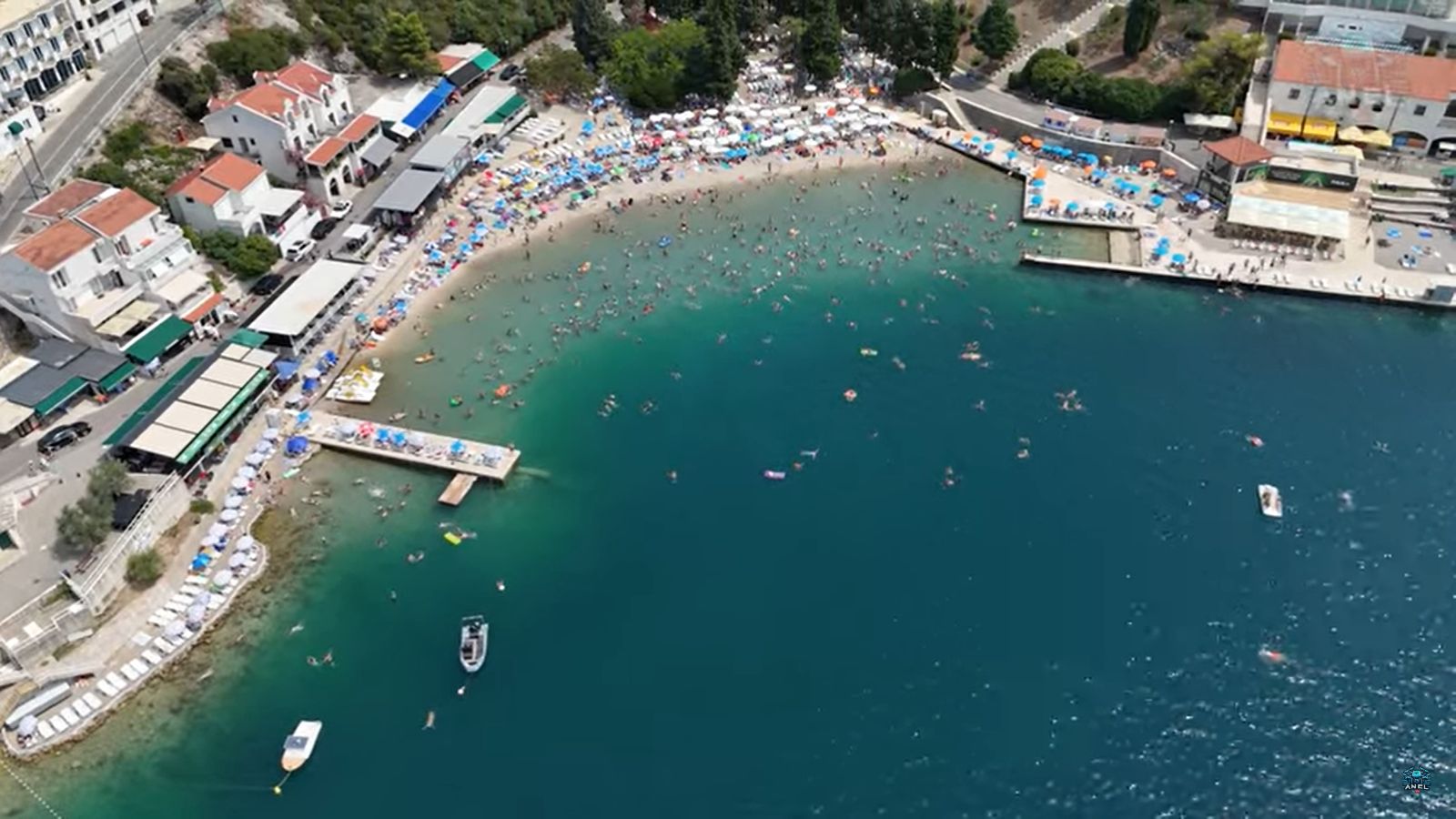 Neum: Snimci iz zraka, svi kapaciteti popunjeni, traži se ležaljka više