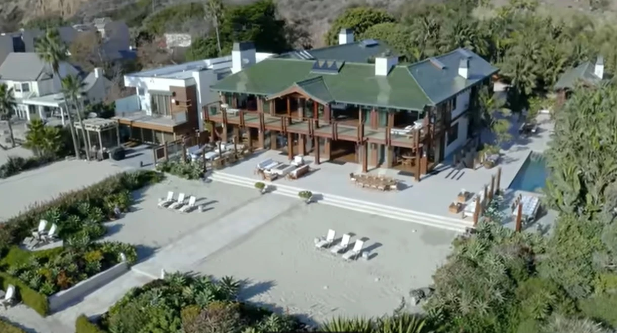 Najpoznatiji James Bond prodaje svoju raskošnu vilu u Malibuu: Za "kuću ...