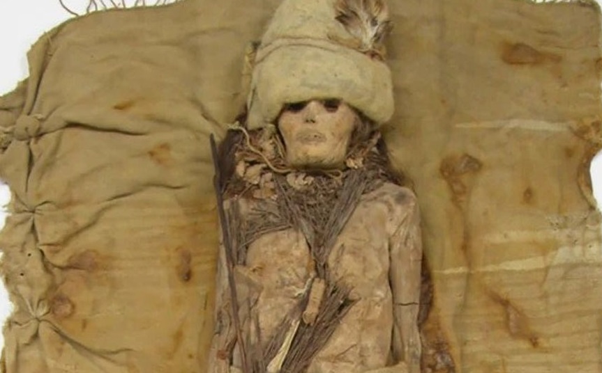 Naučnici pronašli sir star 3.600 godina koji je bio oko vrata kineske ...