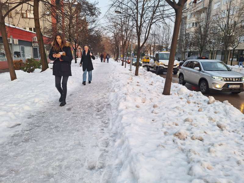 Doktori u Banjoj Luci imaju pune ruke posla, u Hitnu pomoć se javilo 26 ...