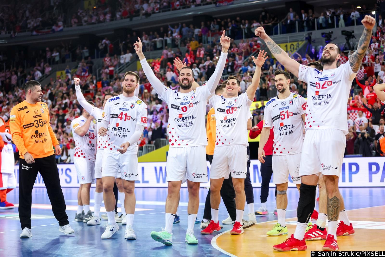 Thompson će pjevati na dočeku rukometaša Hrvatske? Ministar kaže da je ...