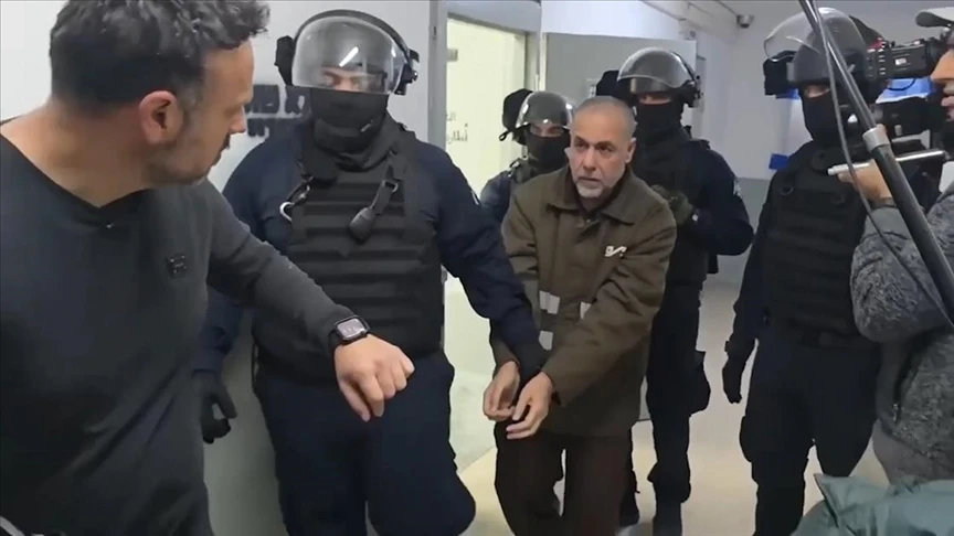 Direktor bolnice u Gazi s okovima na rukama i nogama: Ne znam zašto sam ...