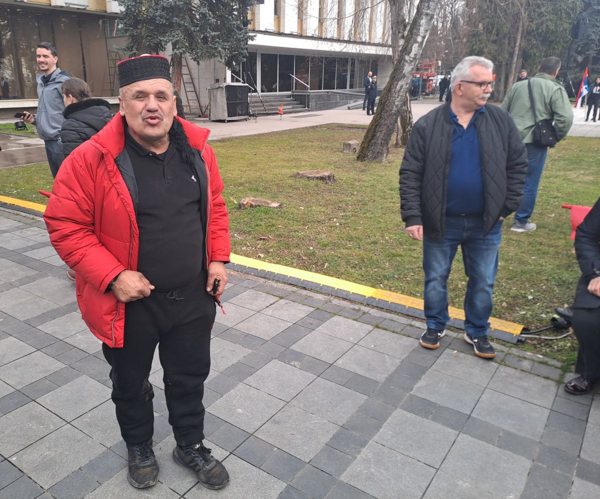 Zmaj od Šipova najglasniji u podršci Dodiku: Dosta je bilo rata i ginjenja srpskih sinova ...