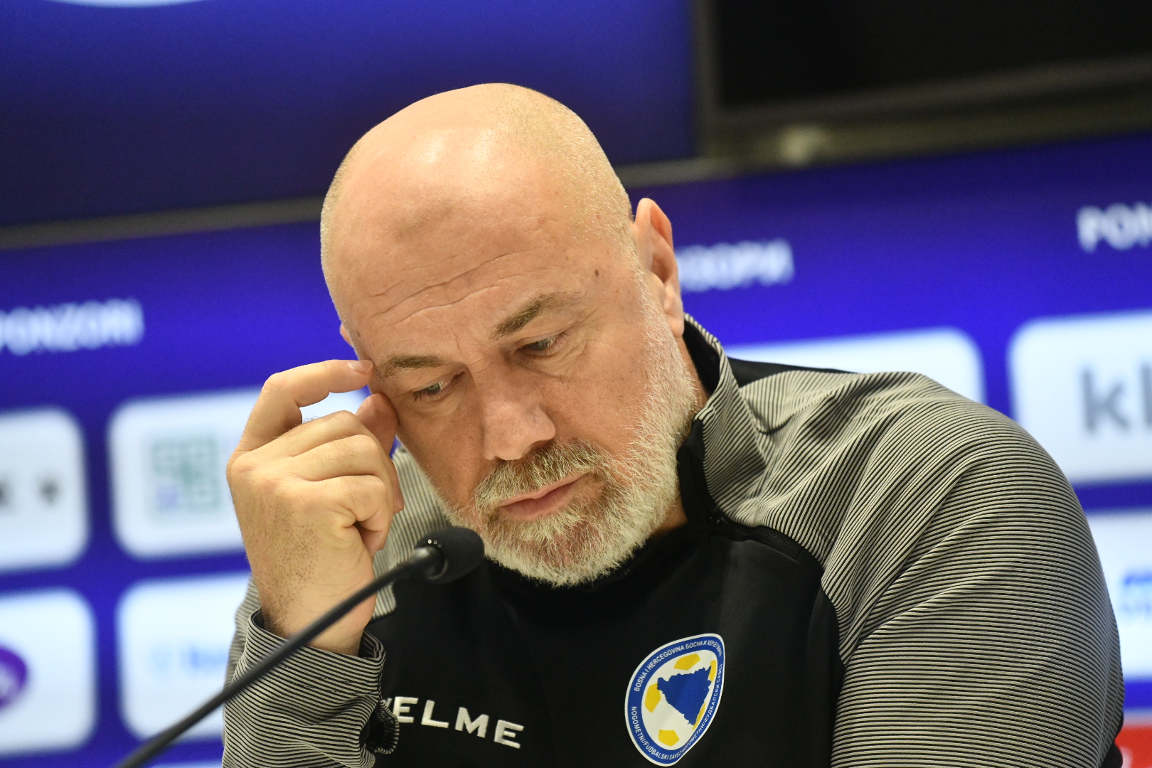 Barbarez danas "brani" spisak