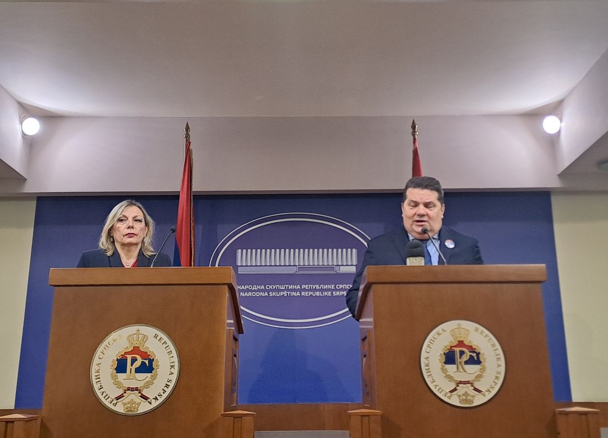 Državni zastupnici SDA i DF-a od Stevandića zatražili da stavi van ...