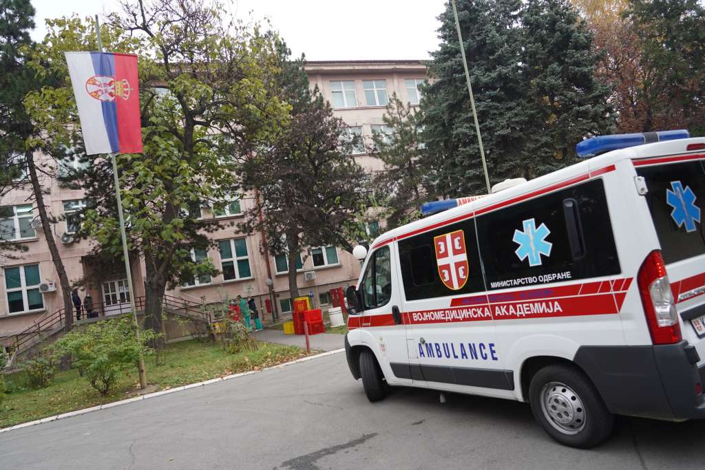 Srbija: Svi pacijenti na VMA evakuirani iz Kočana u teškom stanju