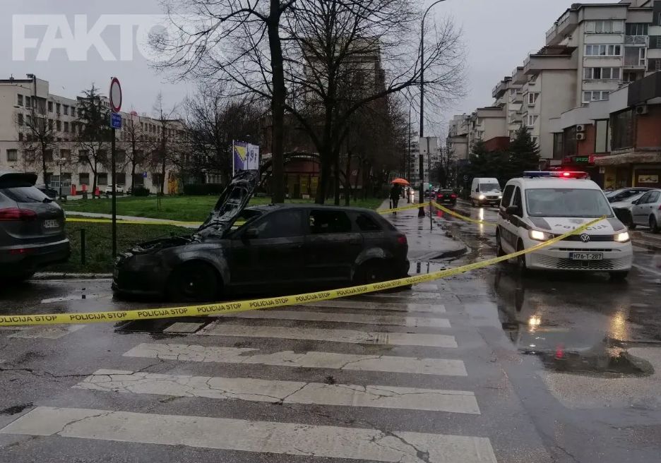U sarajevskom naselju Malta izgorio automobil, područje ograđeno policijskom trakom