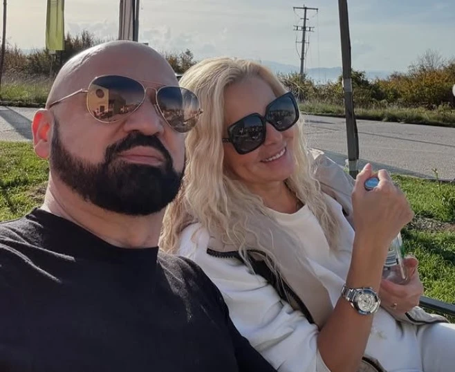 Nije štedio: Ministar Ramo Isak iznenadio suprugu rođendanskim poklonom