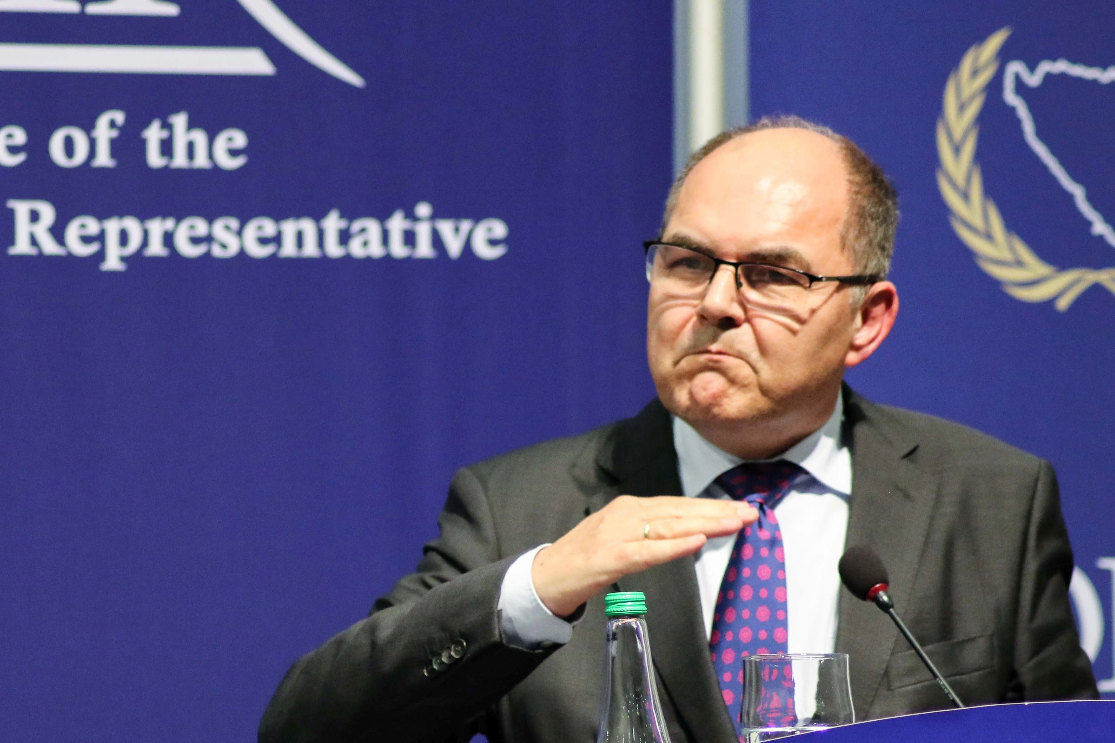 Schmidt donosi nove odluke, novcem Centralne banke će se kupiti skeneri ...