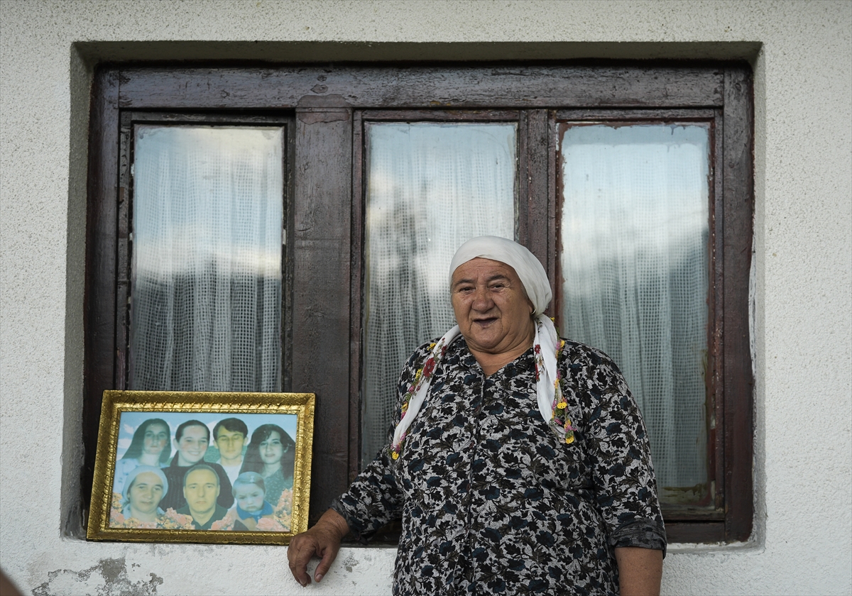 Srebrenička majka Beguna 30 godina traži sina jedinca: Da mi je da ga nađu, pa neka odmah sutra ...