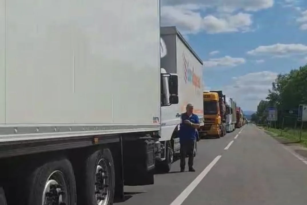 BiH na ivici apsurda: Prijevoznici najavljuju "rat vlastima" – blokade ...
