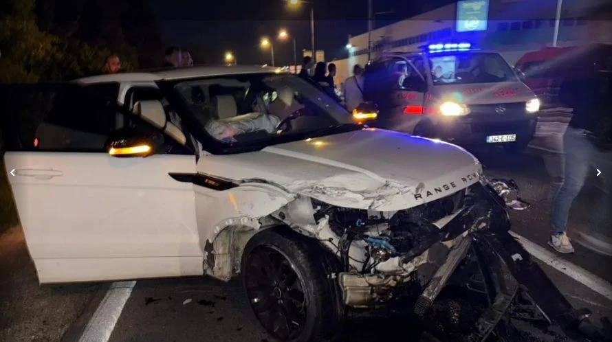 Jedna osoba povrijeđena u sudaru tri vozila u Sarajevu