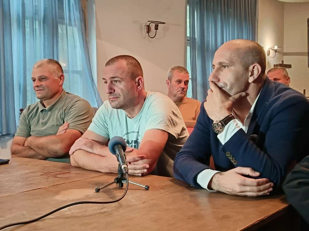 Zenički rudari prekinuli štrajk glađu, ali do isplate plaće za juli ...