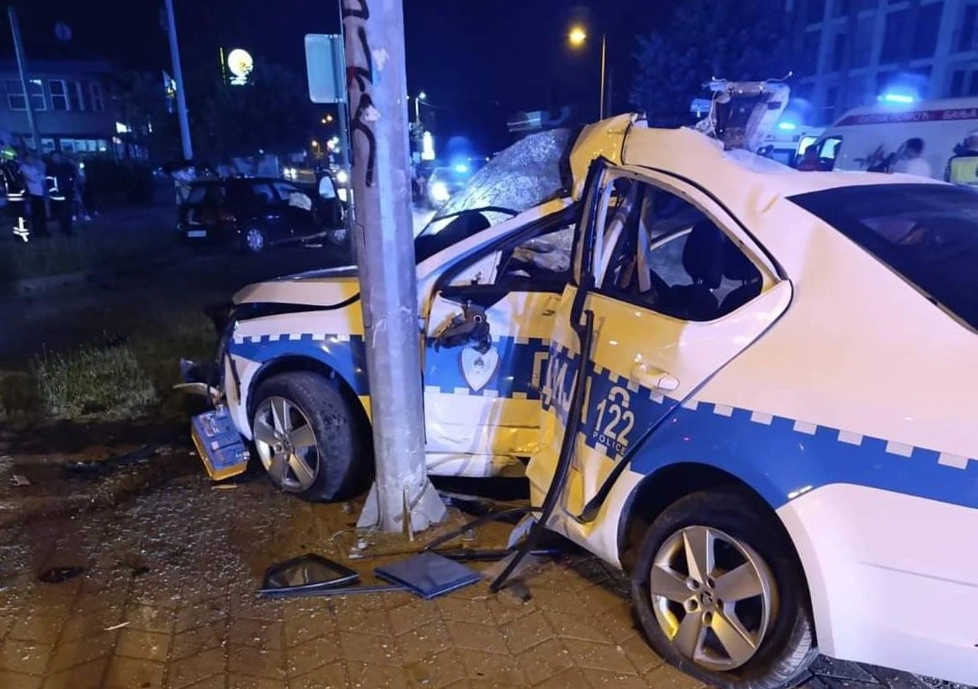 Prijeti mu do 12 godina zatvora: Optužen banjalučki policajac zbog saobraćajne nesreće u kojoj ...
