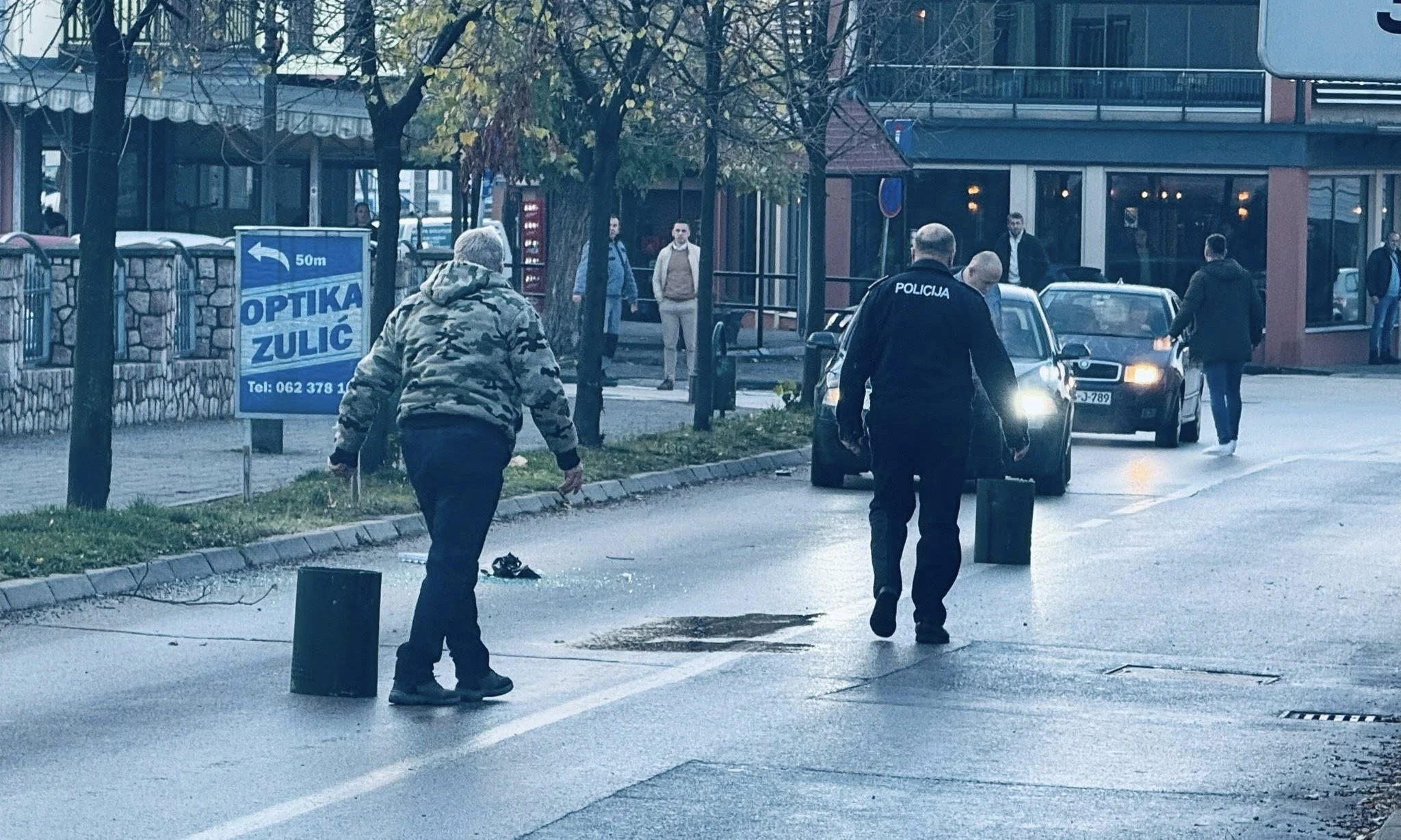 Pucnjava u Kalesiji tokom pljačke zlatare: Jedan razbojnik ranjen, meci ...