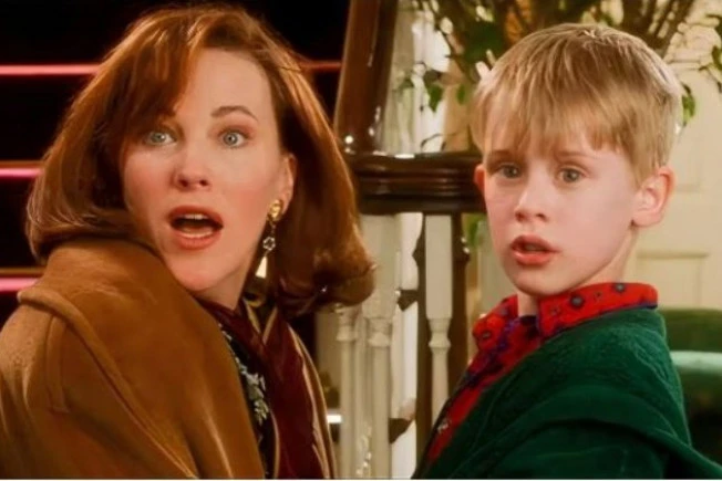 Umrla je Catherine O'Hara, Kevinova mama iz filma "Sam u kući"